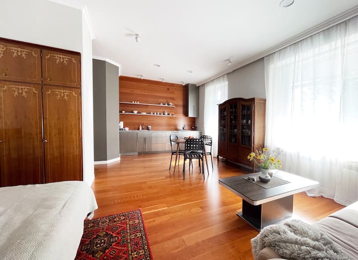Studio Apartment With Balcony, 10min From Center - Armenia