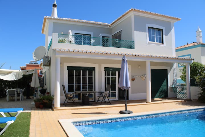 Infante Villa Al7308 - Lagos