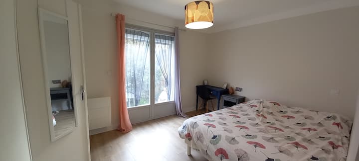 Chambre Dans Maison Avec Jardin - Perpignan
