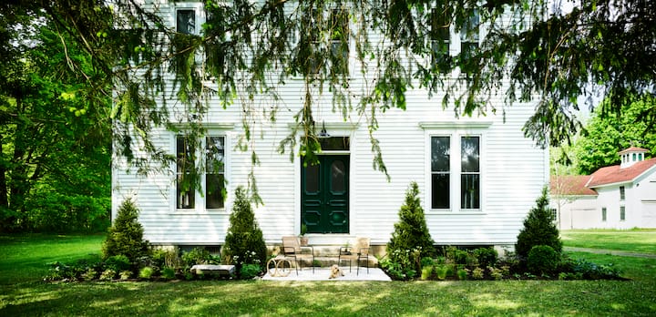 The Filomena: Historical Charm + Modern Design - Stockbridge