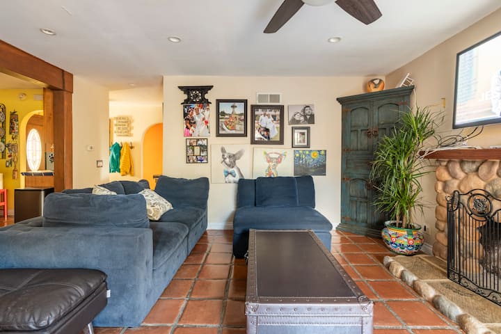 Casa Bonita Queen - Santa Barbara, CA