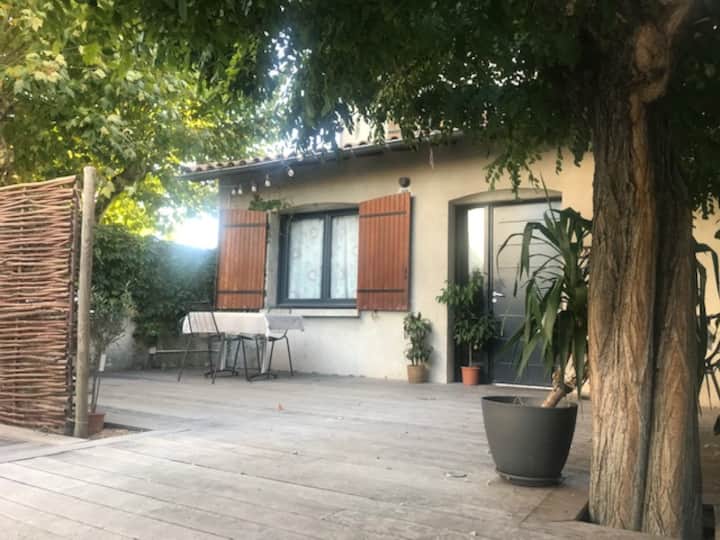 Chambre, Kitchenette, Sdb, Parking, Chez Aline - Valence