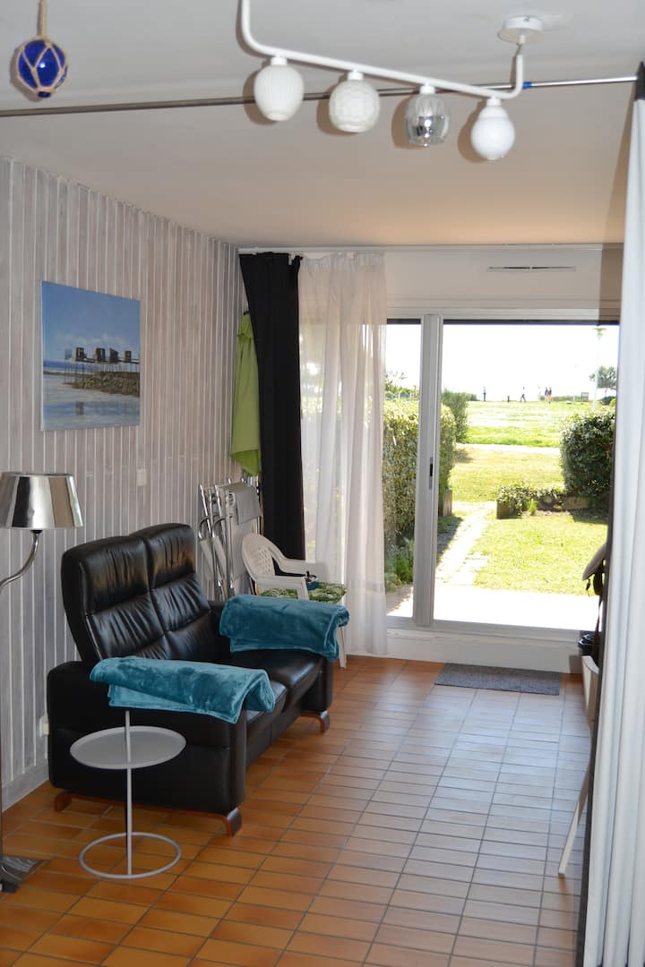 Studio/terrasse/jardinet 1 Mn à Pied Plage Minimes - La Rochelle