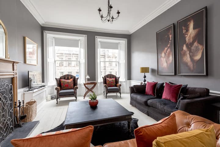 Broughton Place - 4 Bedroom Georgian Townhouse - Edinburgh