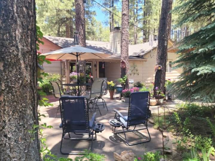 Cozy Guest House With Relaxing Courtyard - パイントップ=レイクサイド, AZ