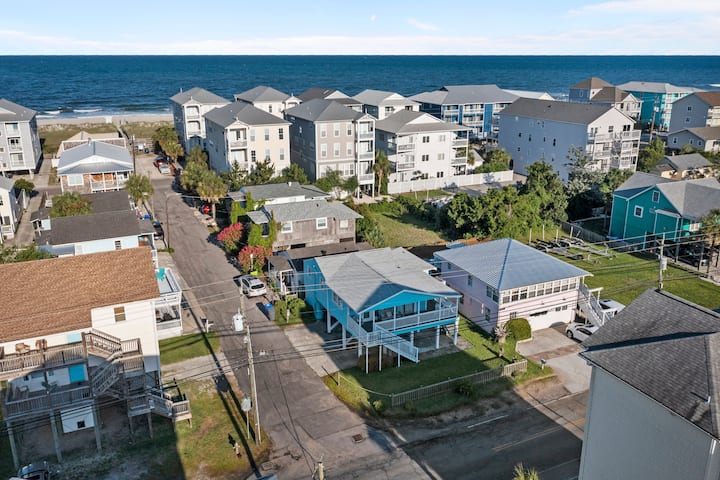 Canal View Porch • 1-min Walk To Beach • Parking - Carolina Beach