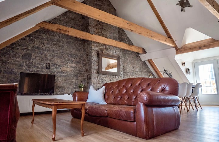 Penthouse/ Ancestral /5 Lits/terrasse/parking/ Ac - Québec