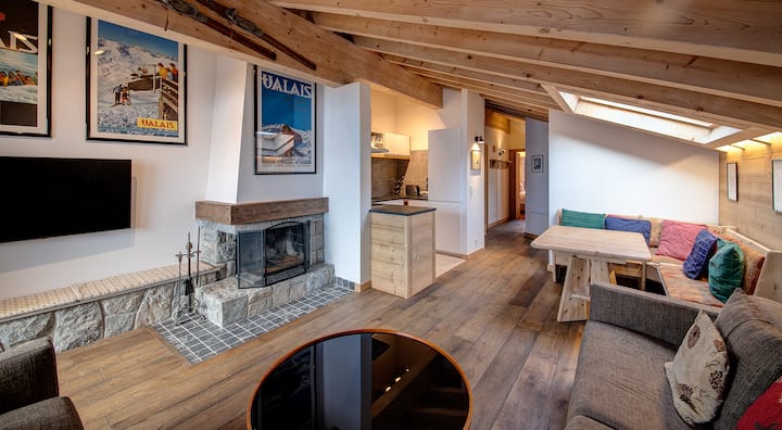 Skieurs Next Door To Medran - Verbier