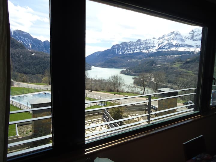 Apartamento Con Preciosas Vistas En Valle De Tena - Panticosa