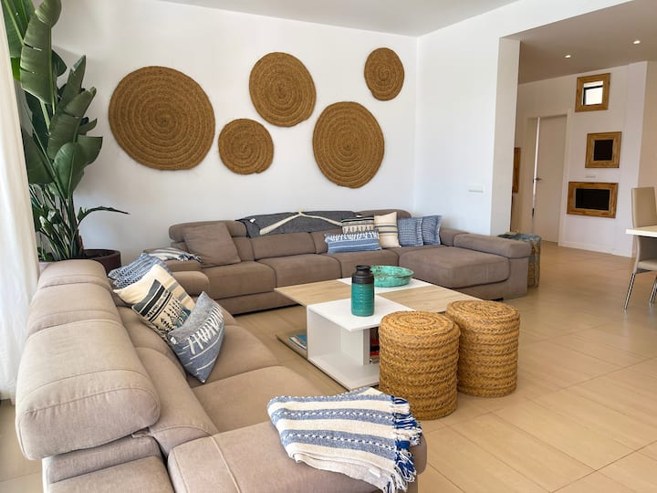 Stylish Villa Sa Font, Gorgeous Pool And Jacuzzi - Santa Eulalia del Río