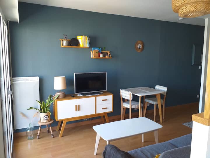 Dans Résidence, T1 Avec Coin Nuit Et Balcon - Dinard