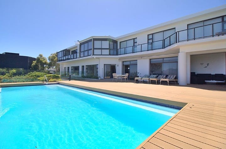 Apartment-villa With Views, Infinity Pool &Jacuzzi - Somerset West