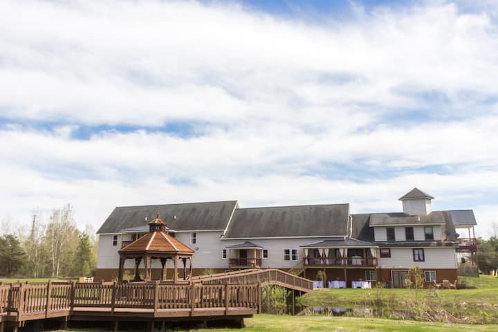 Secluded Unique Wedding Venue - Beaverton, MI
