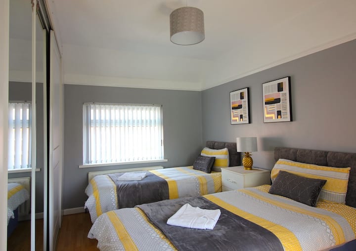 Entire House /Free Parking 10 Min To City Centre - Scotland