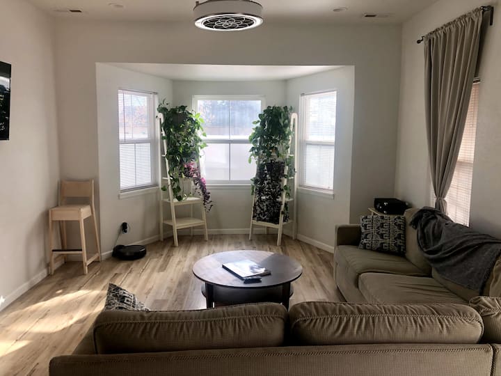 Renovated House In Old Town - Longmont, CO