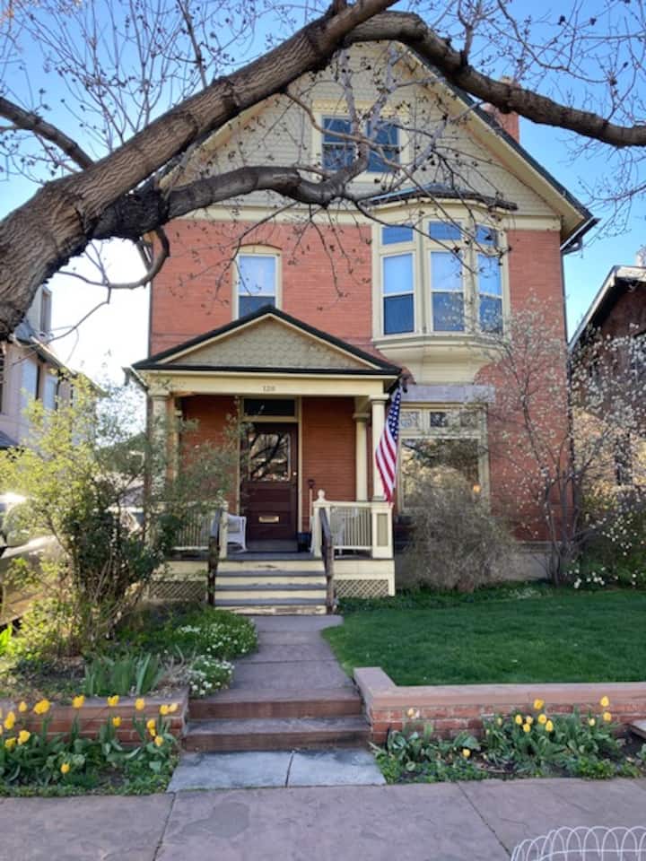 5 Br Renovated Victorian House - Denver, CO