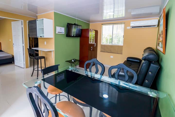 Bonito Apto Melgar, 6 Person, A/c, Piscina Privada - Carmen de Apicalá