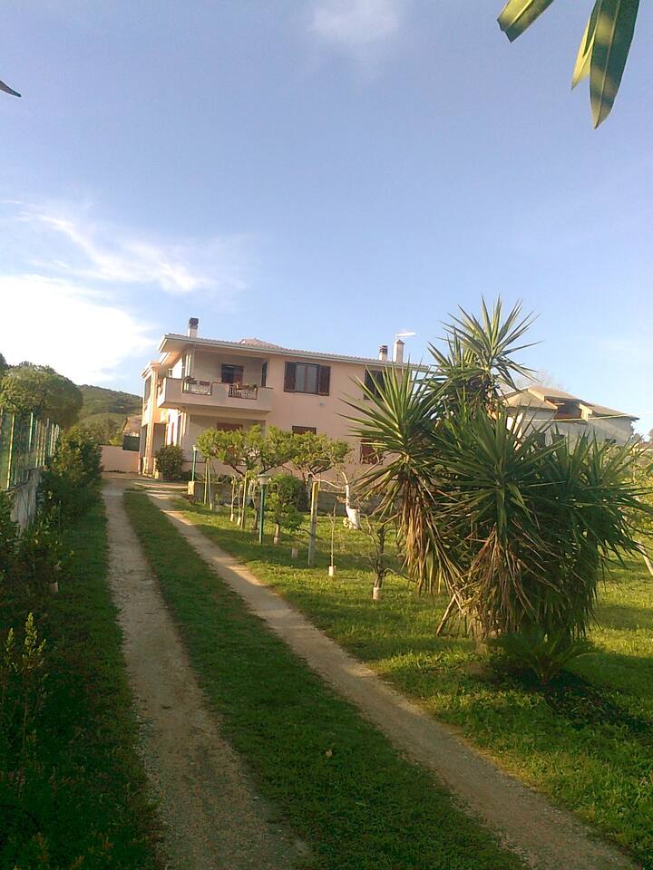 Sardegna Ne Posada 5 Posti - Posada