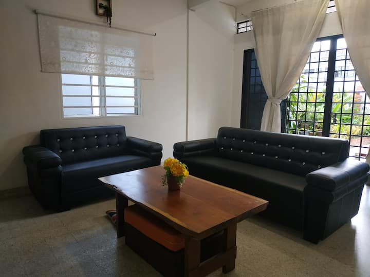 En & Xuan Homestay Pj Ss2,6rooms ,Nearmalls - Kuala Lumpur