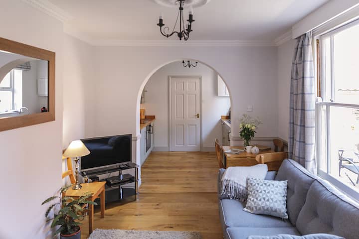 Hardys Cottage, Overstrand, North Norfolk Coast - Norfolk