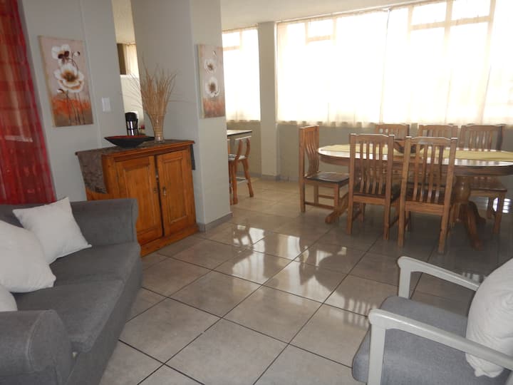 Penthouse Apartment , Beckette Place - Pretoria