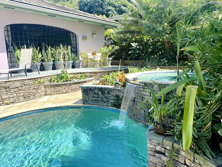 Tropical Haven - 2 Bedroom Apartment In Maraval - Trinidad and Tobago