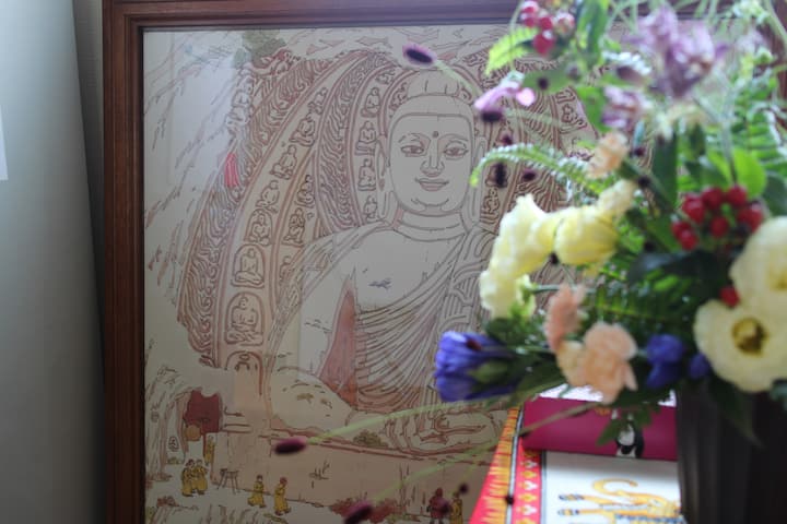 Central & Convenient!  Security Apt.# - Hiroshima