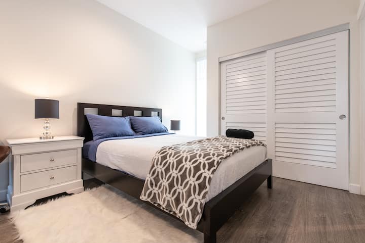 Stay In A Stylish Downtown Studio In Pasadena - Pasadena, CA
