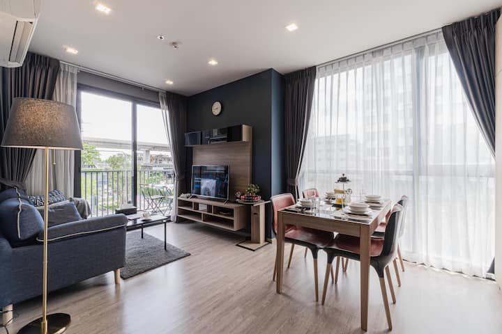 Spacious Room For 2-4 Persons, 2 Min To Mrt - Bangkok