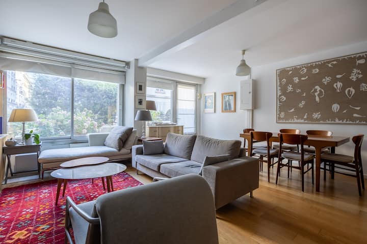 Appartement En Rez-de-jardin Traversant 3 Chambres - Paris