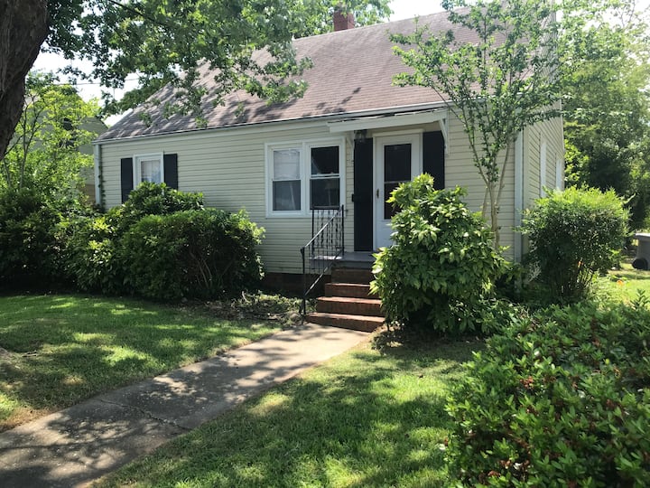 Relax And Refresh-beach Cottage - Hampton, VA