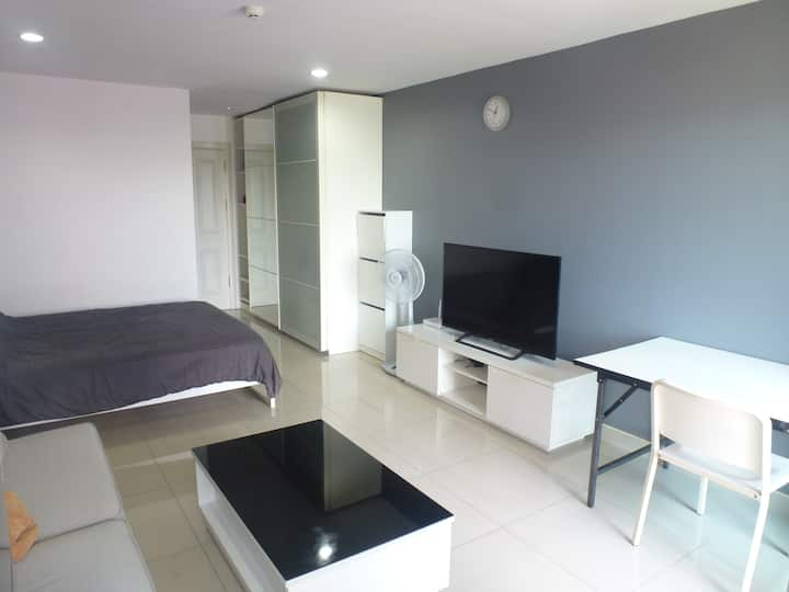 Studio Bts On Nut Fiber Wifi Unblock View - Phra Khanong