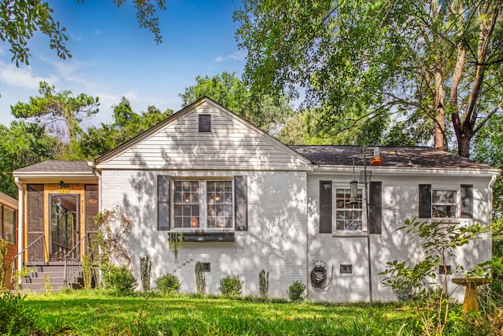 Old Oak Tree In Eav - Stylish 3/2, Walk To Town! - Atlanta, GA