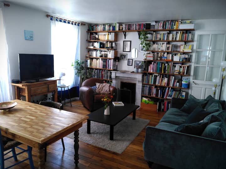 Charmant Appartement De 60m2 à Paris - Paris