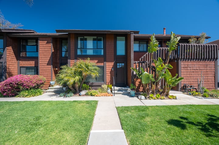 Cardiff Modern Beach Condo - Encinitas, CA