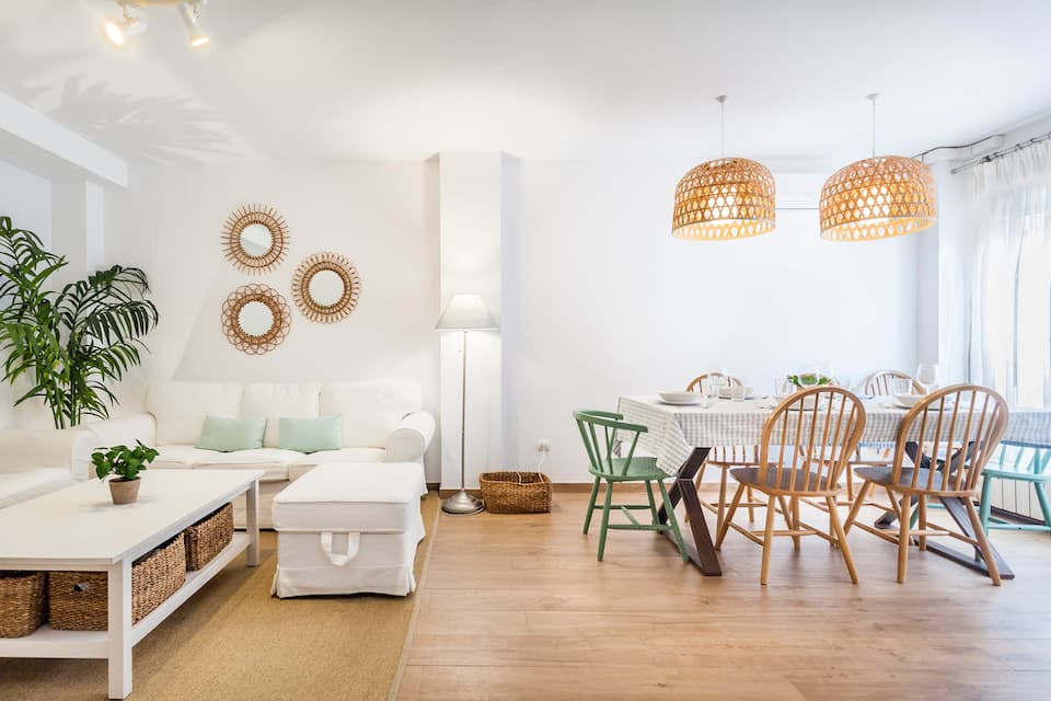 Valencia Beachfront Vacation Rentals - Valencian Community, Spain | Airbnb