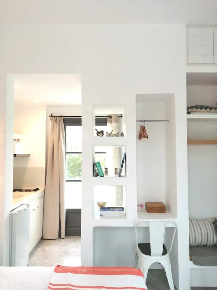 Rodi Apartments, Room 8 - 파로스