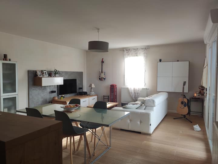 Location  Village Basque - Hasparren