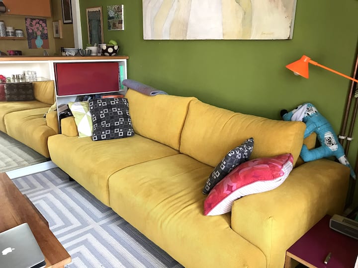 Beautiful Bijou Studio Flat With Sea View - 브라이턴