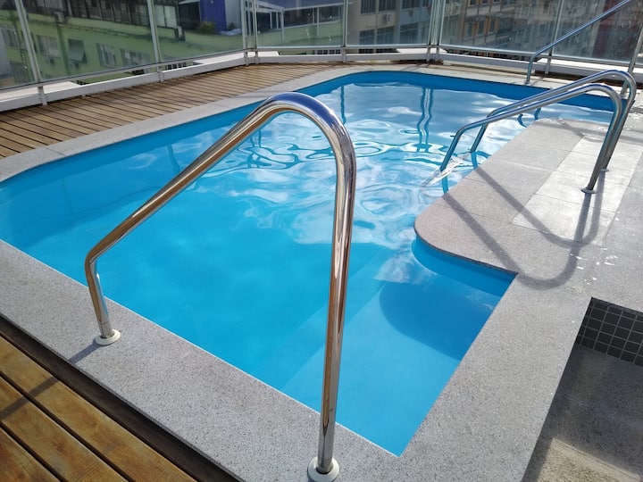 Flat Show!  50 Steps From Copacabana Beach! - Rio de Janeiro