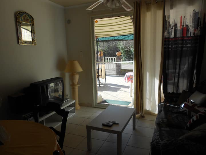 Bas De Villa Tout Confort - Korsika