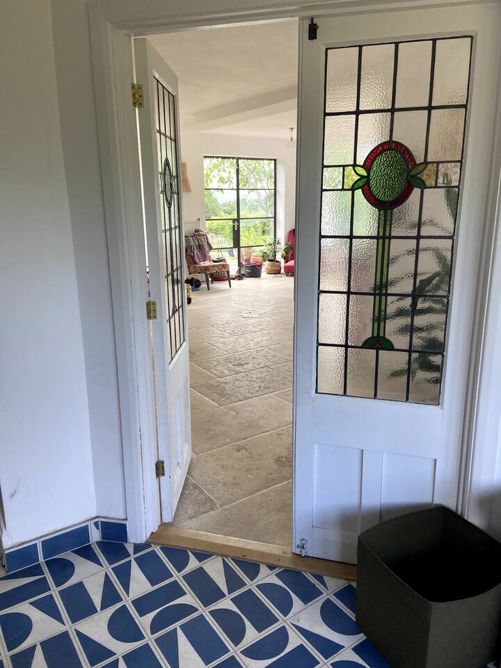 Bright Airy Family Home In Beautiful Country Side - Petersfield