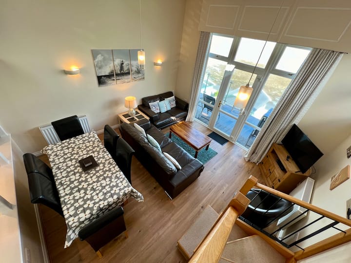 Westward Ho! Beach Retreat • Ocean View • Sleeps 6 - Bideford