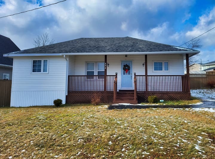 Home Away From Home -Clarenville - Clarenville