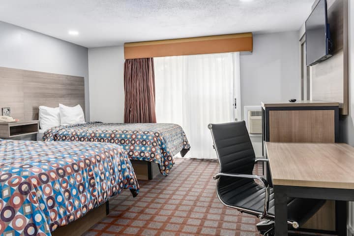 Blue Dolphin Inn Eastham Room # 3 - Eastham, MA