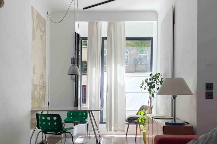 Smart & Cosy Apartment In Neukölln - Berlin