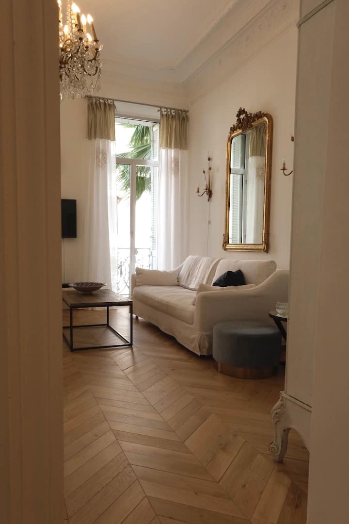 Cannes Center - Cannes