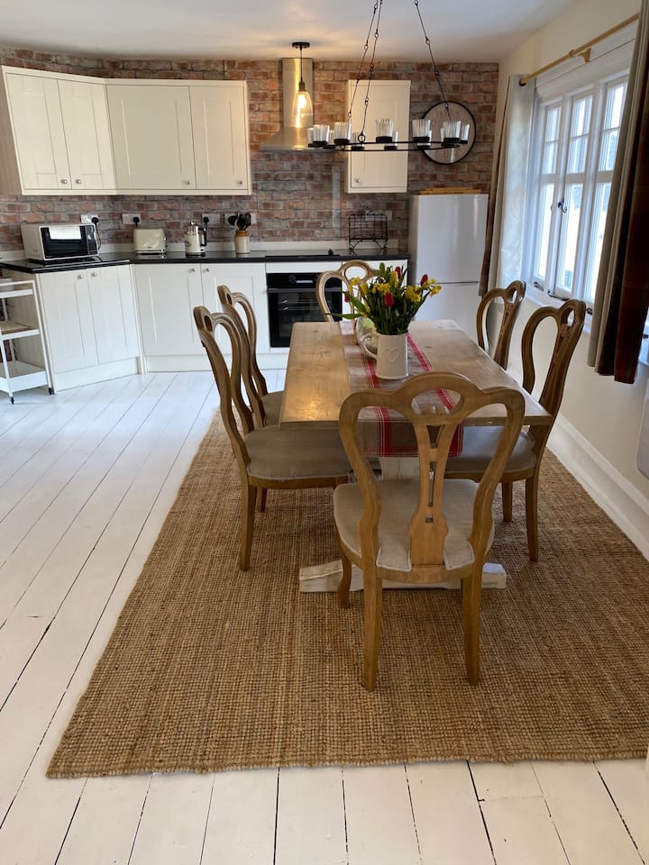 Cosy, Rustic, Exmoor Apartment - Devon