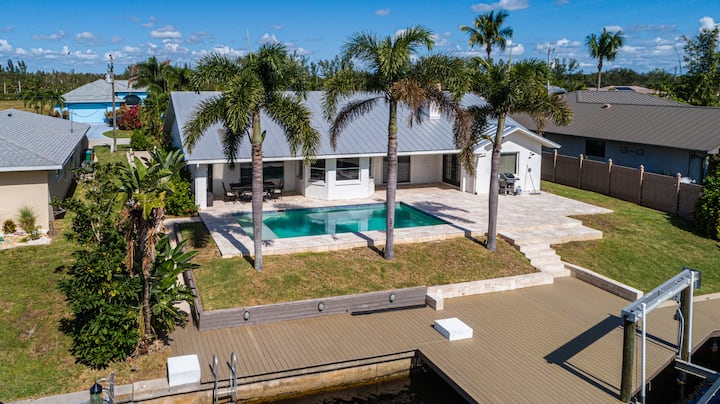 Relaxation In The Cape - North Fort Myers, FL
