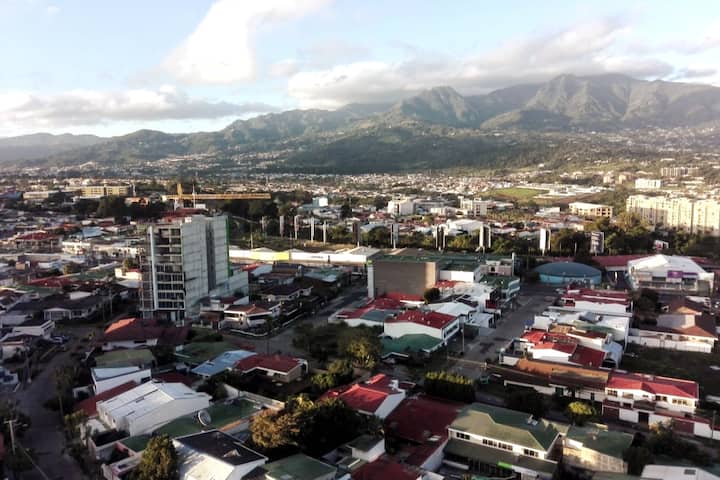 Apartamento Con Gran Ubicación Y Vista Panorámica - San José